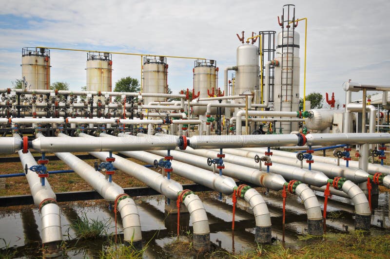Oil and Gas Processing Plant Stock Photo - Image of plant, industrial ...