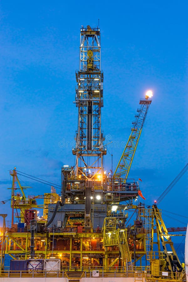 Oil and Gas Tender Platform during Drilling. Editorial Image - Image of ...