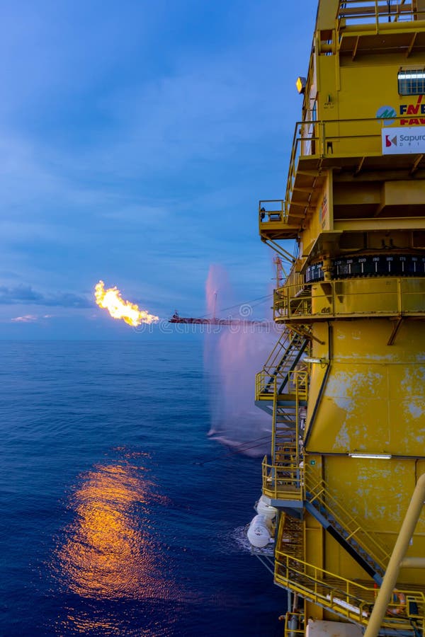 Oil and Gas Tender Platform during Drilling. Editorial Image - Image of ...
