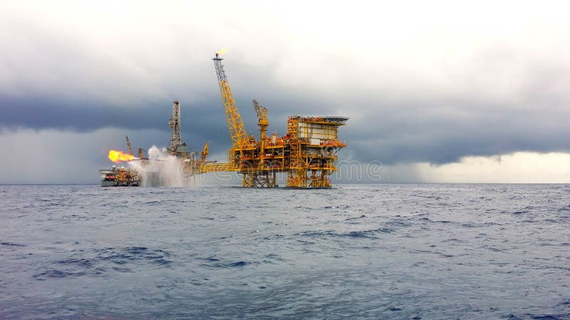 Oil and Gas Tender Platform during Drilling. Editorial Image - Image of ...