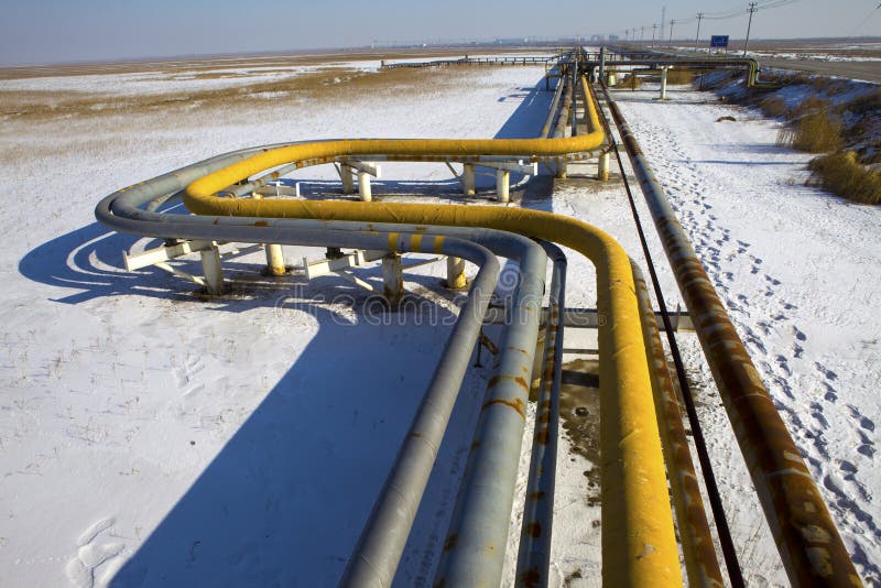 Oil pipeline stock image. Image of engineering, energy - 35770739