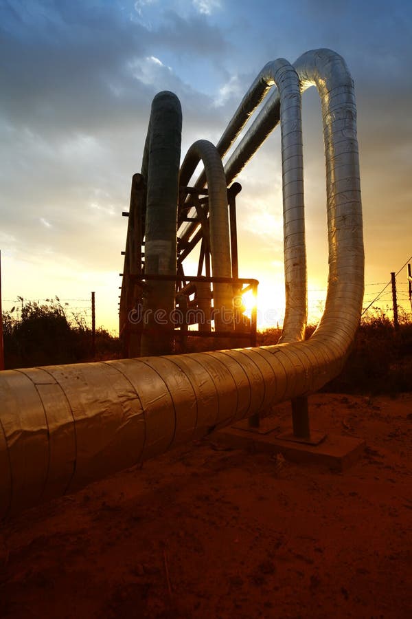 Oil Pipeline, the Oil Industry Equipment Stock Illustration - Illustration of beautification ...