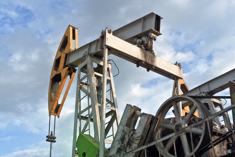 Oil pump stock image. Image of cloud, tool, minerals - 11599239