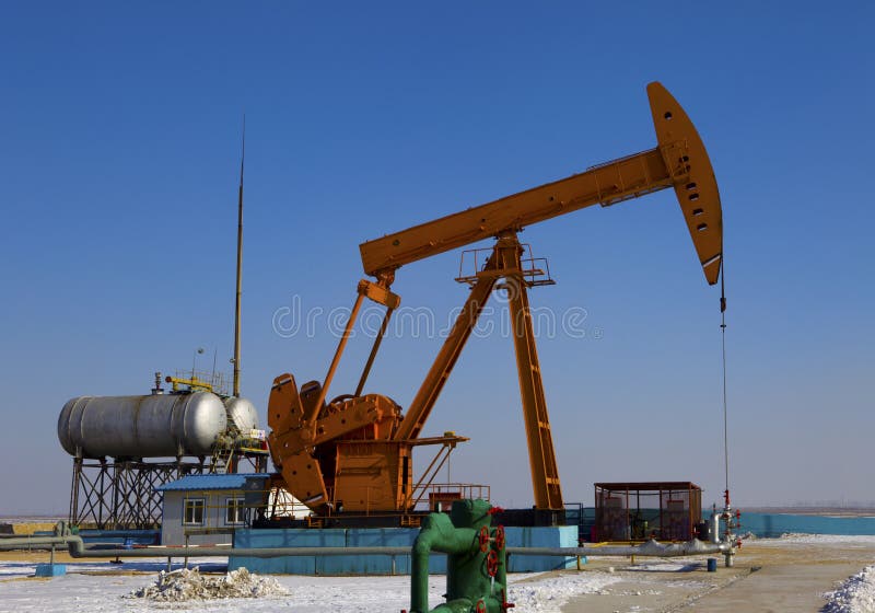 Oil Pump Jack stock image. Image of drilling, ecology - 35881527
