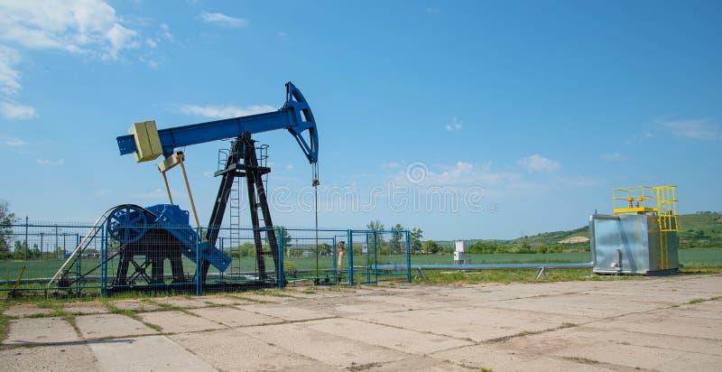 Oil pump machine stock image. Image of fuel, fossil - 120472201