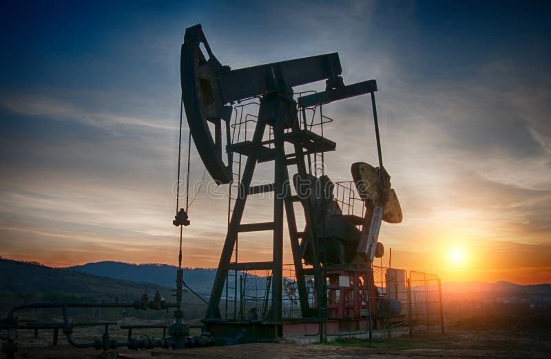 Oil pump on sunset stock image. Image of petroleum, pump - 92708515