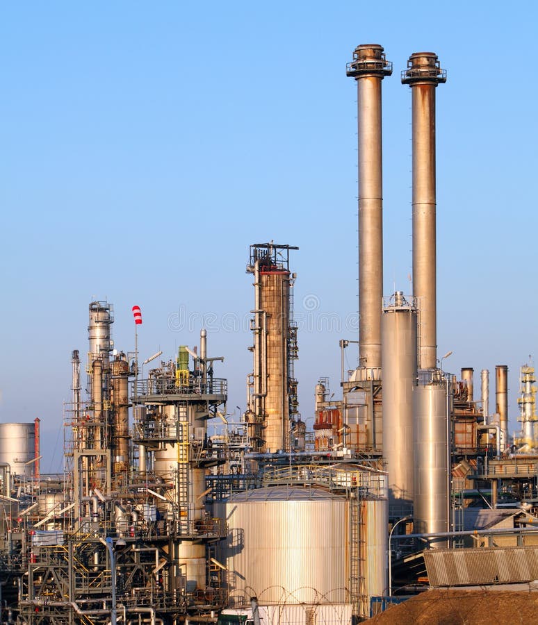 Oil refinery stock image. Image of industrial, dioxin - 27404877