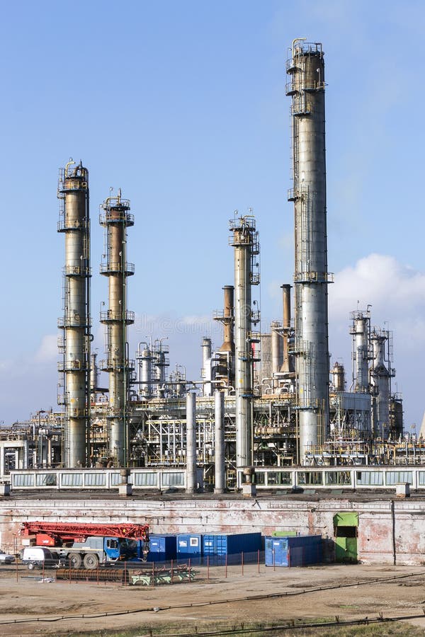 Oil refinery stock image. Image of gases, fuel, environment - 27766609