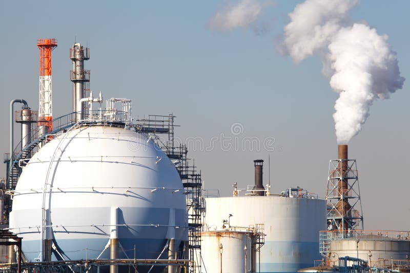 Oil Refinery factory stock photo. Image of petroleum - 36011152
