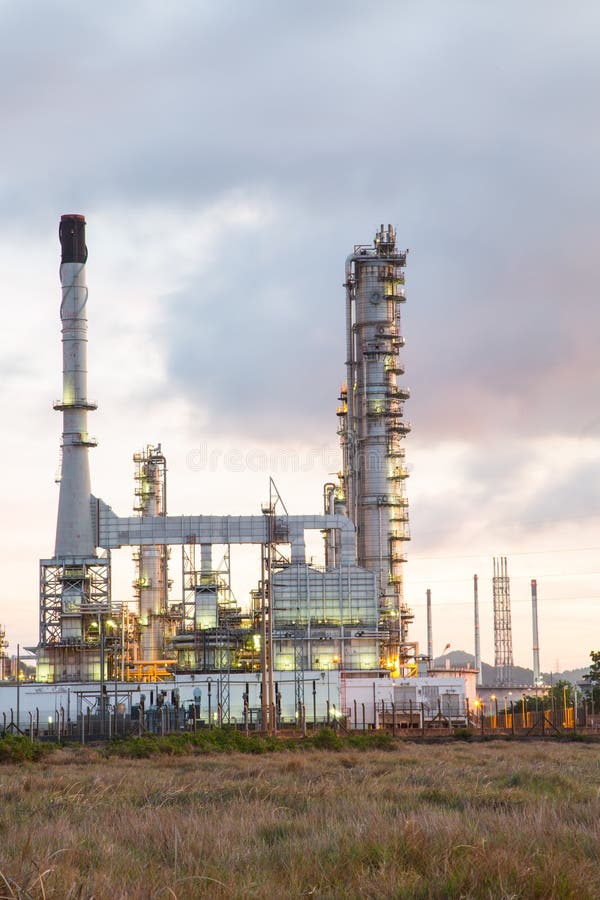 Oil refinery factory stock image. Image of plant, global - 60182555