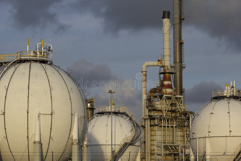 Oil-refinery plant stock photo. Image of natural, industry - 66258430