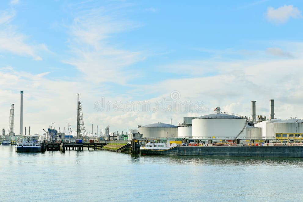 Oil refinery in rotterdam stock photo. Image of environmental - 27536766