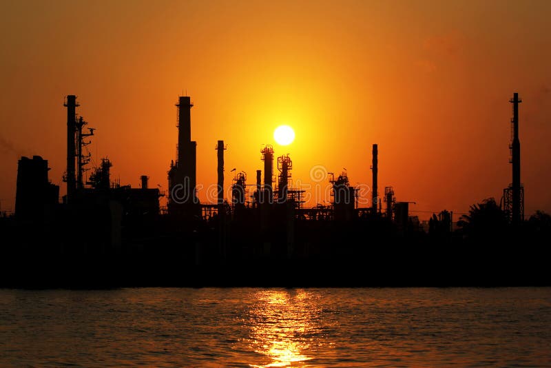 Oil refinery at sunrise stock photo. Image of energy - 29565656