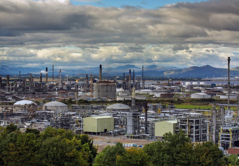 Oil refinery in the UK stock image. Image of economy - 59799893