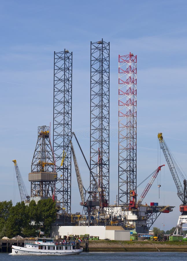 Oil rig stock image. Image of steel, tower, offshore - 14454023