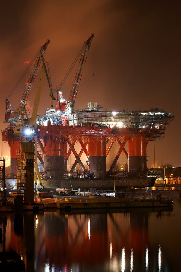 Oil rig stock image. Image of repair, light, mining, gdansk - 27836459