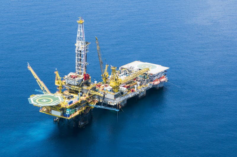 Oil Rig stock photo. Image of water, ocean, business - 28736362