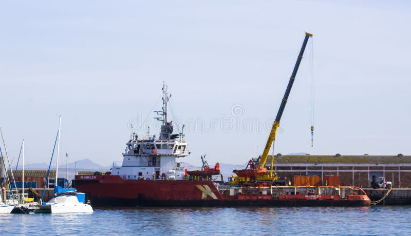 Oil Rig Boat editorial stock photo. Image of commercial - 69829253
