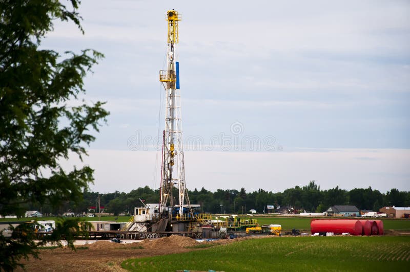 Oil Rig Drilling in Eastern Colorado, USA Stock Image - Image of ...