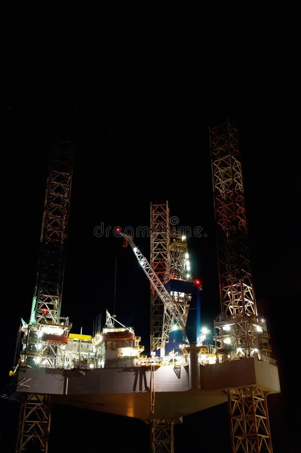 Offshore oil rig stock image. Image of platform, drill - 12787687