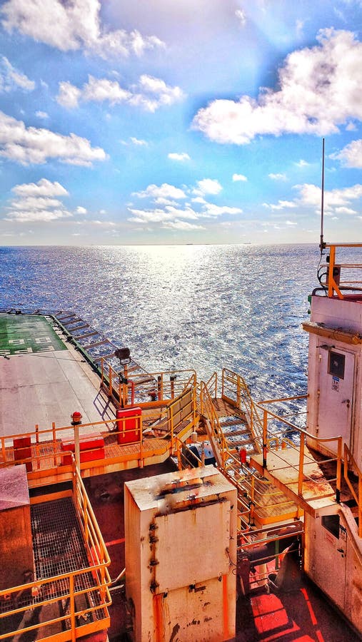 Oil Rig Offshore Extraction Petroleun from the Seabed Stock Image ...