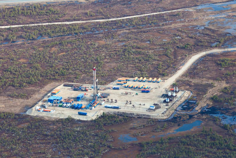 974 Aerial Oil Rig Stock Photos - Free & Royalty-Free Stock Photos from ...