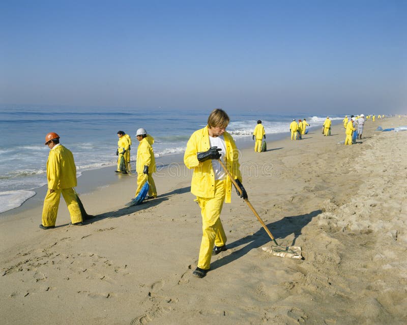 Oil Spill Cleanup Crew editorial photography. Image of spill - 3603152