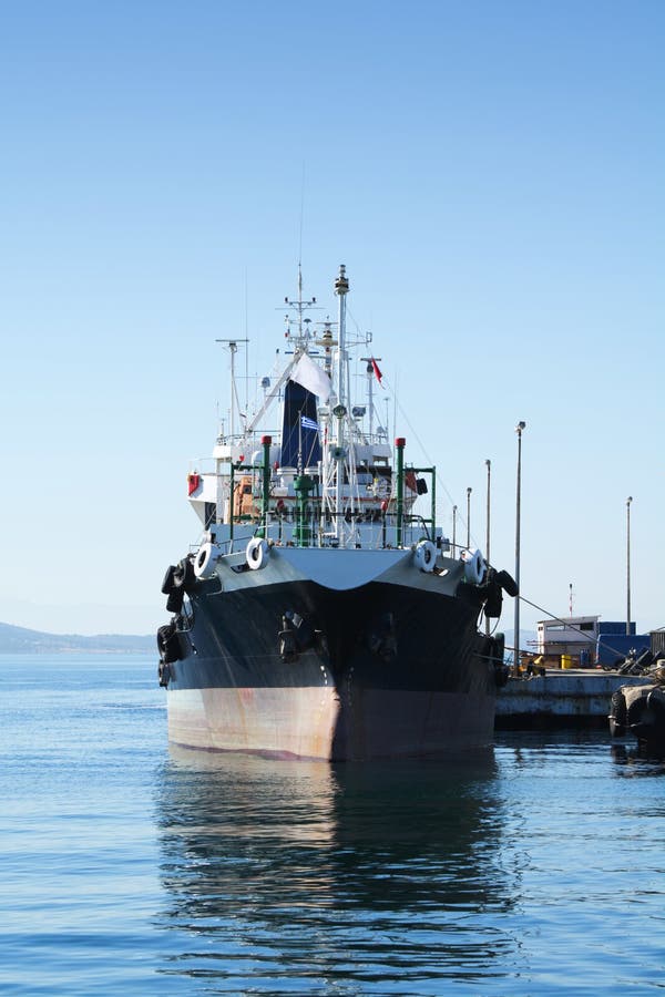 Oil-tanker stock image. Image of loading, cargo, cloudy - 35069573