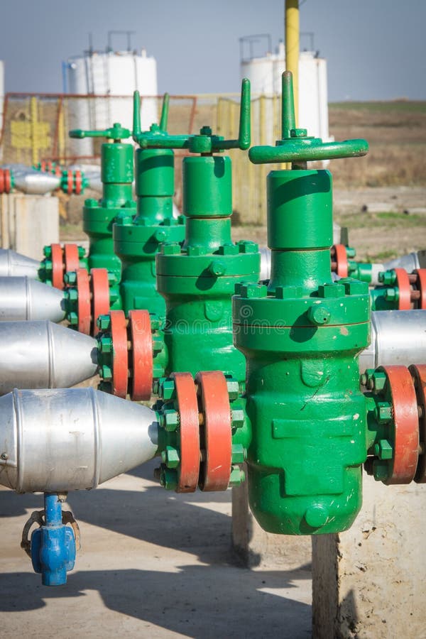 Oil valve stock image. Image of drain, mechanism, valve - 34414195