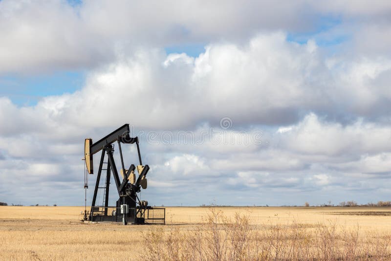 Oil well stock photo. Image of gasoline, oilfield, industrial - 39172792