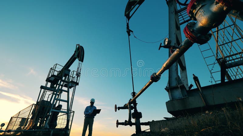 Mechanical Inspector Inspection Oil Pump Centrifugal Type. Offshore Oil ...