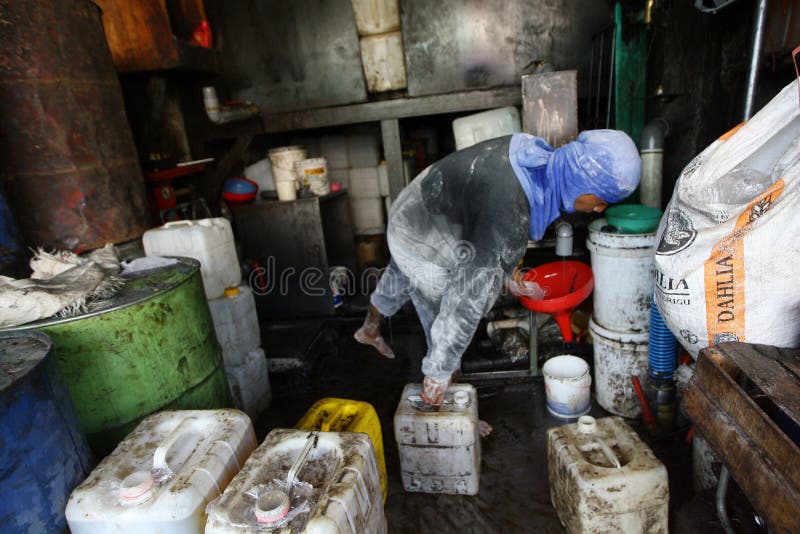 Oil editorial photography. Image of central, jerry, java - 41233647