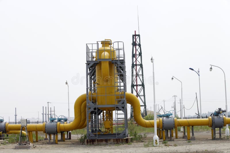Oilfield Equipment and Pipeline Stock Photo - Image of pipe, industry ...