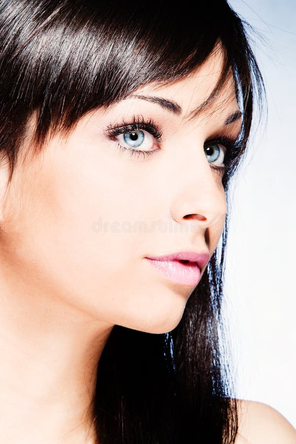 Ojos azules foto de archivo. Imagen de cosméticos, cara - 24318258