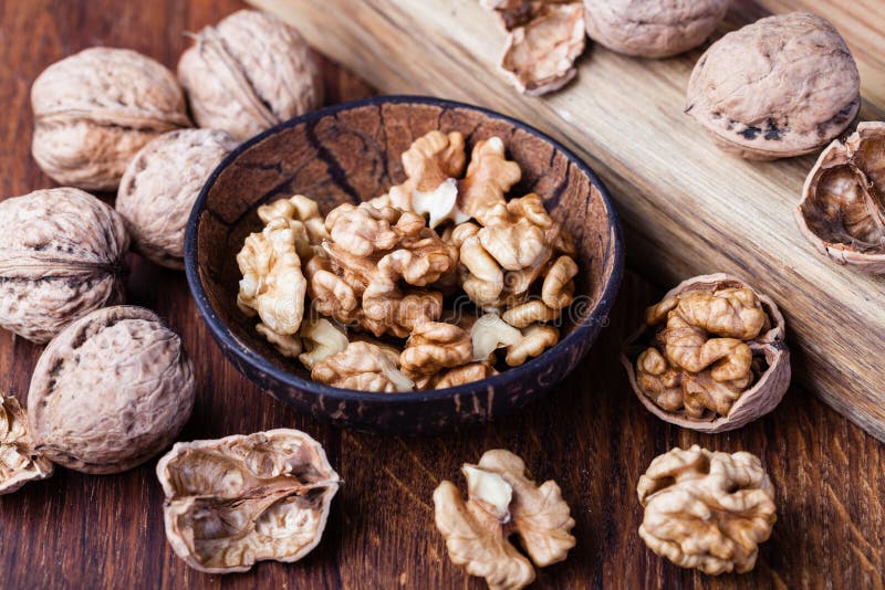 Okkernoten stock foto. Image of geel, snack, ingrediënt - 72870850