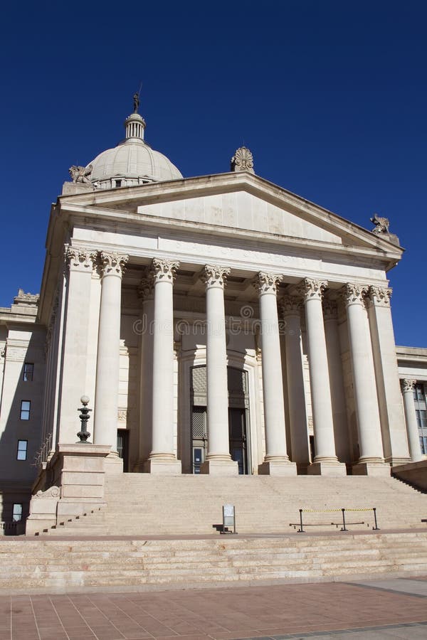 Oklahoma State Capitol Building Stock Photo - Image of pillars ...