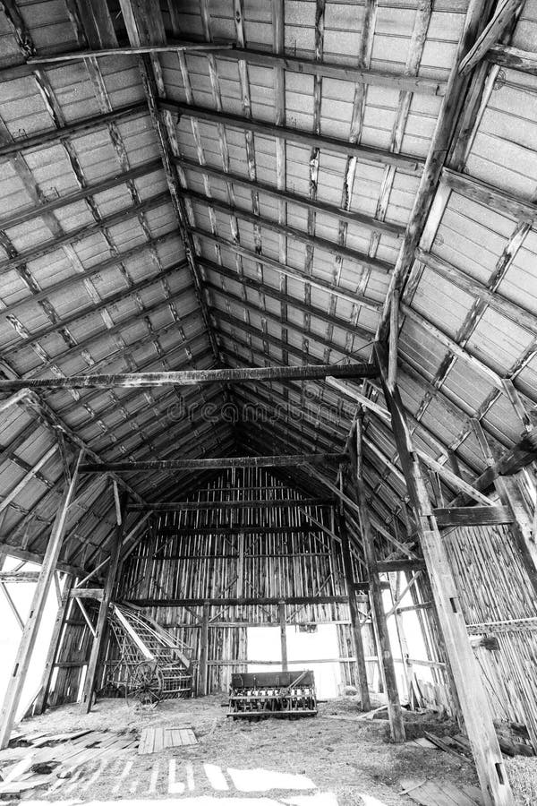 Old Abandoned Barn stock photo. Image of inside, country - 44423212
