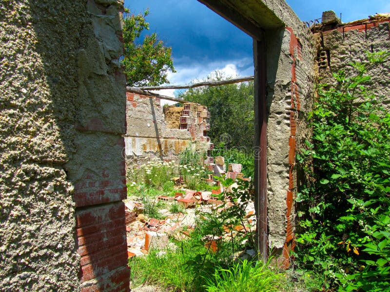 Old abandoned block house stock image. Image of green - 381597549