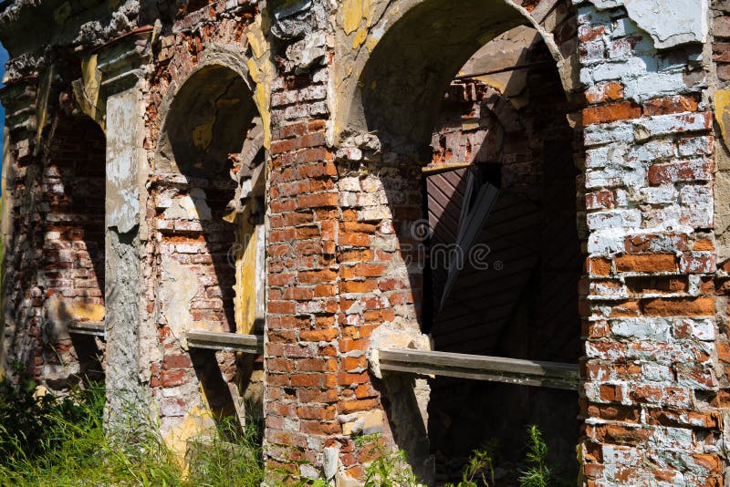 Old Abandoned Brick Building. Decrepit Structure Stock Photo - Image of ...