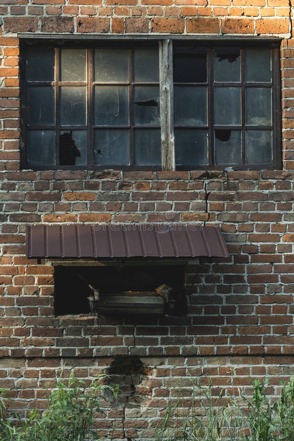 Old Abandoned Brick Building Stock Image - Image of architecture ...