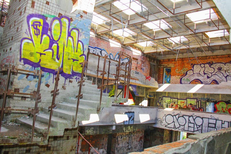 Abandoned Building with Graffiti Editorial Stock Image - Image of ...
