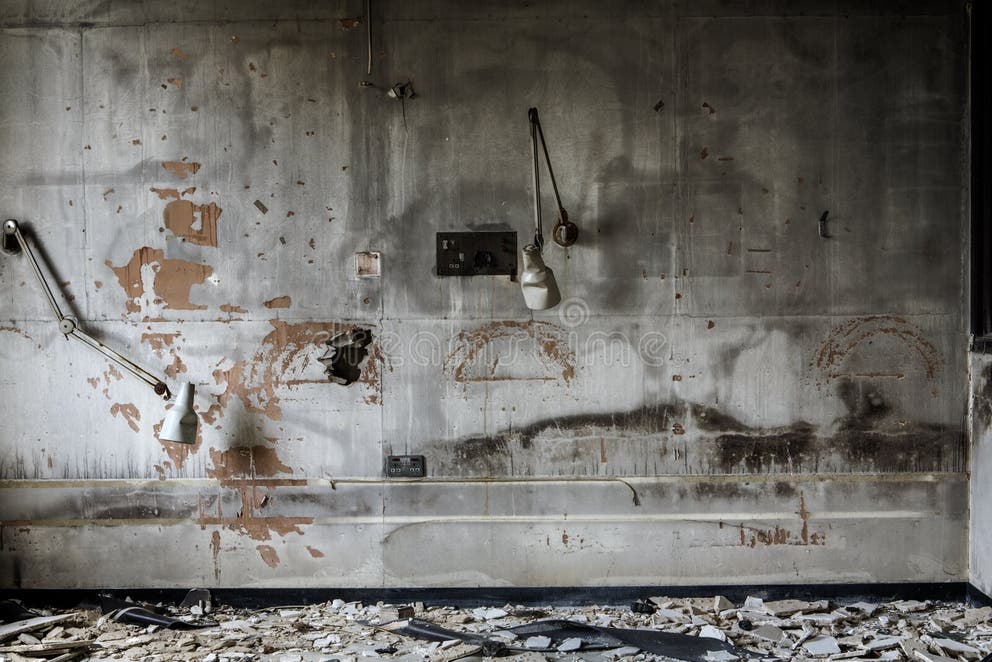 Old abandoned building stock photo. Image of urban, arson - 42685270