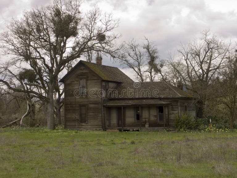 633 Old Run Down Farm House Stock Photos - Free & Royalty-Free Stock ...