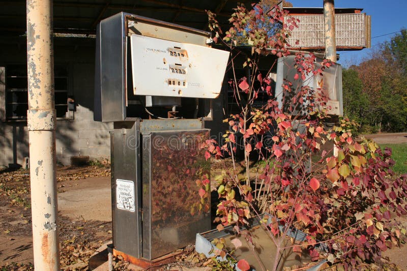 Old Abandoned Gas Station Rural Eastern Texas Stock Image - Image of ...