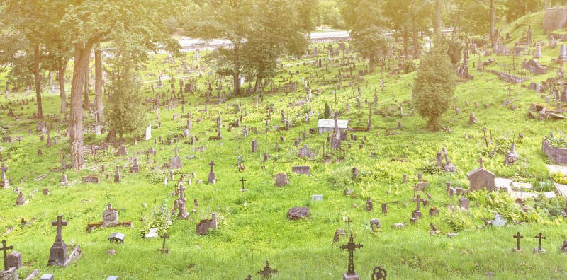 Old Abandoned Graveyard Cemetery Stock Image - Image of holy, bright ...