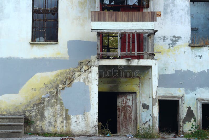 Old Abandoned House Outside View Stock Photo - Image of abandoned ...