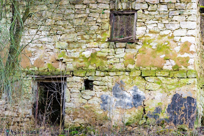 Old Abandoned Hut, Overgrown Grass and Crest Stock Image - Image of ...