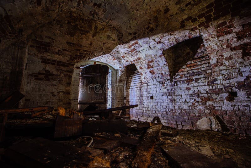 Old Abandoned Messy Underground Vaulted Cellar Stock Photo - Image of ...