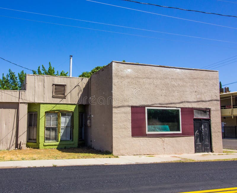 Old Abandoned One Level Corner Building Stock Photo - Image of ...