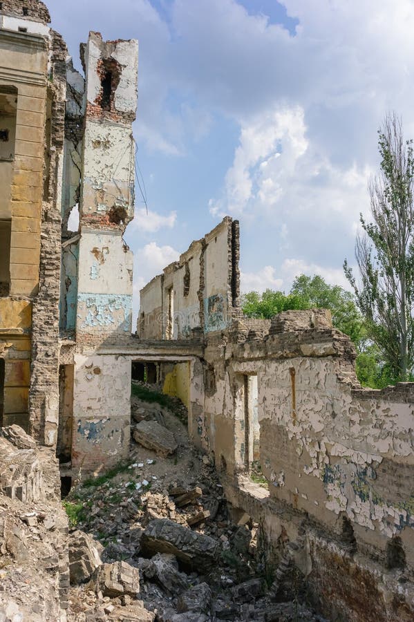 Old Abandoned Overgrown School Building Stock Photo - Image of house ...